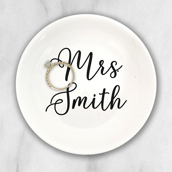 Mrs Ring Dish | Custom Engagement Gift for Bride | Future Mrs Gift ...